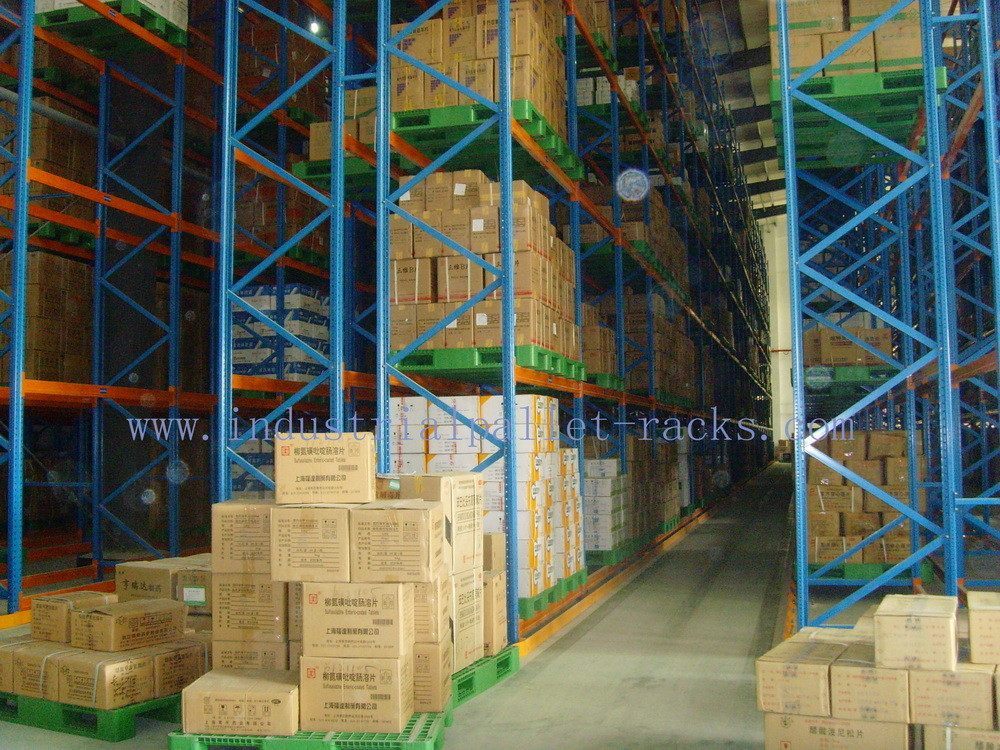 Pallet Menyimpan Sistem Racking yang Sangat Sempit untuk Pengelolaan ...